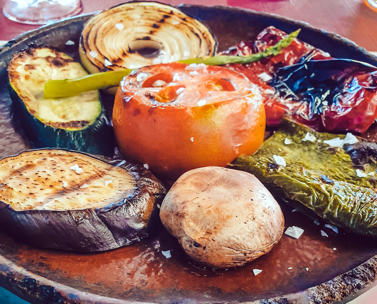 Three days in Cádiz | What I wore? - Glam, but first coffee